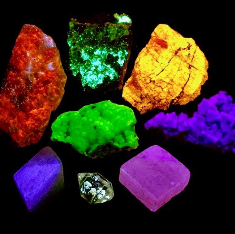 Shortwave Ultraviolet UV Lamps, Fluorescent Minerals | UV Tools ...