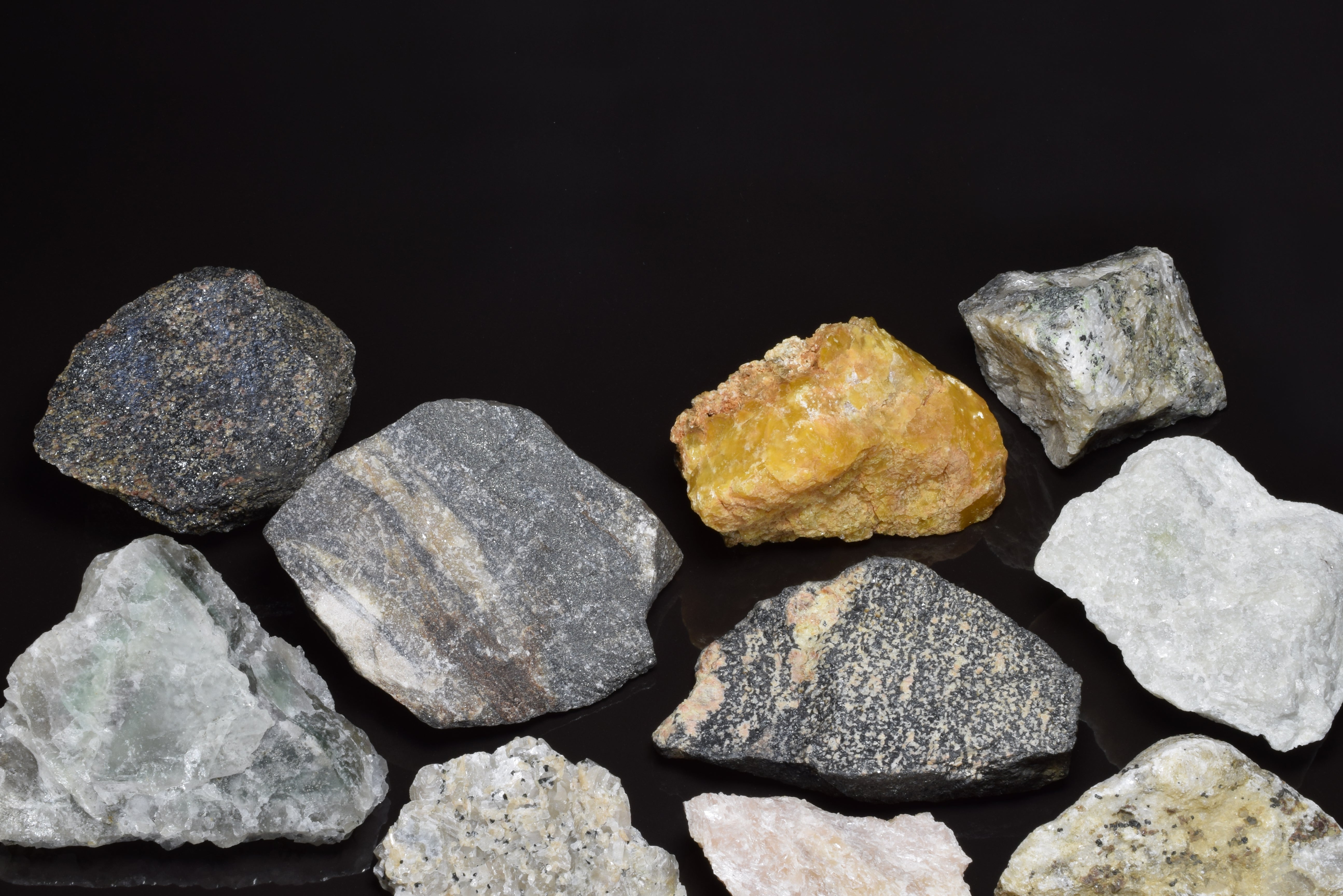 Shortwave Ultraviolet UV Lamps, Fluorescent Minerals | UV Tools ...